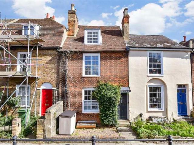 2 Bedroom Terraced House
