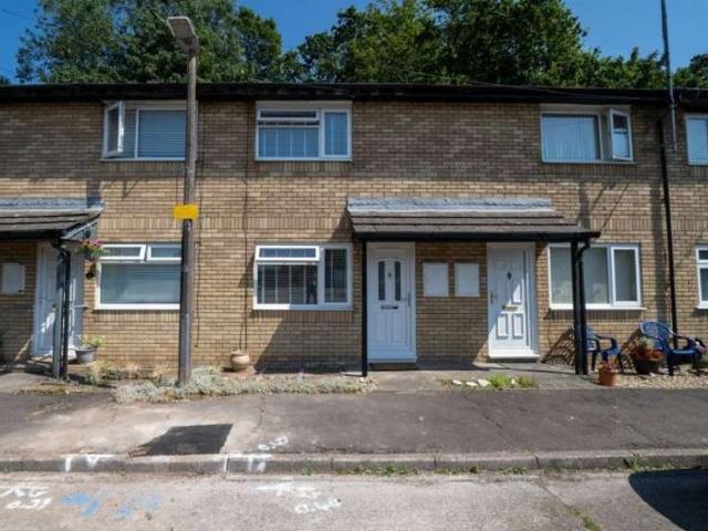 2 Bedroom Terraced House