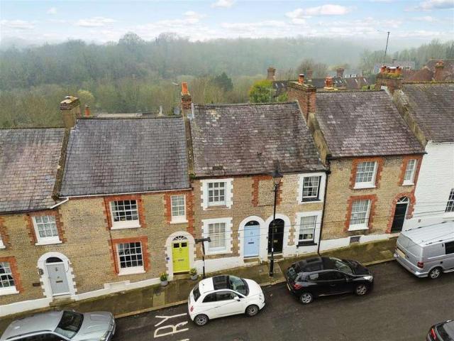 2 Bedroom Terraced House
