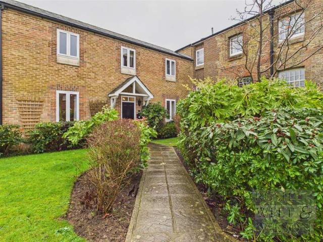 2 Bedroom Terraced House