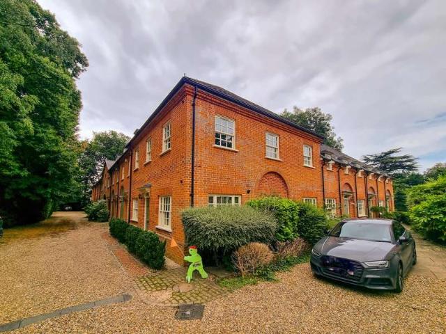 2 Bedroom Terraced House