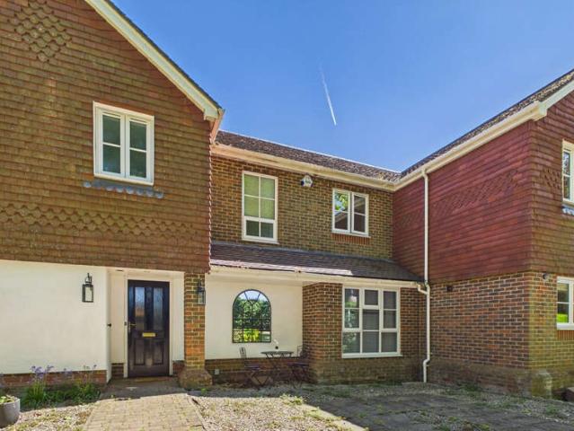 2 Bedroom Terraced House