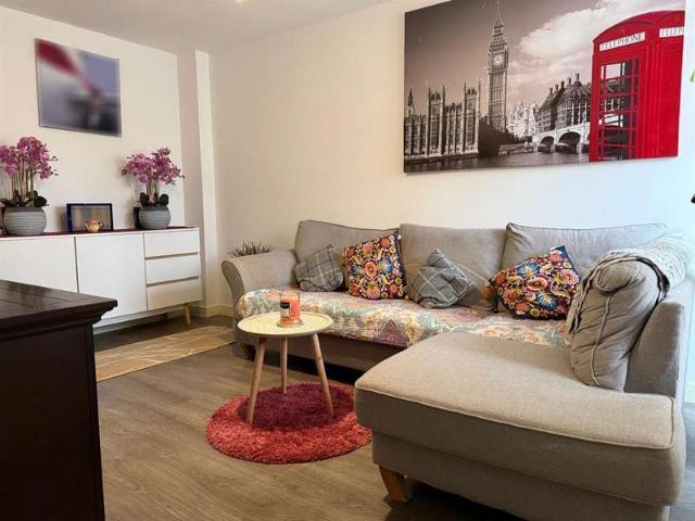 2 Bedroom Terraced House
