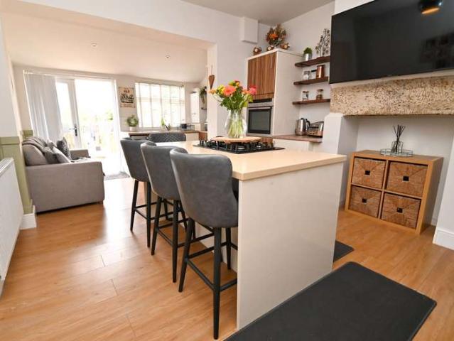2 Bedroom Terraced House