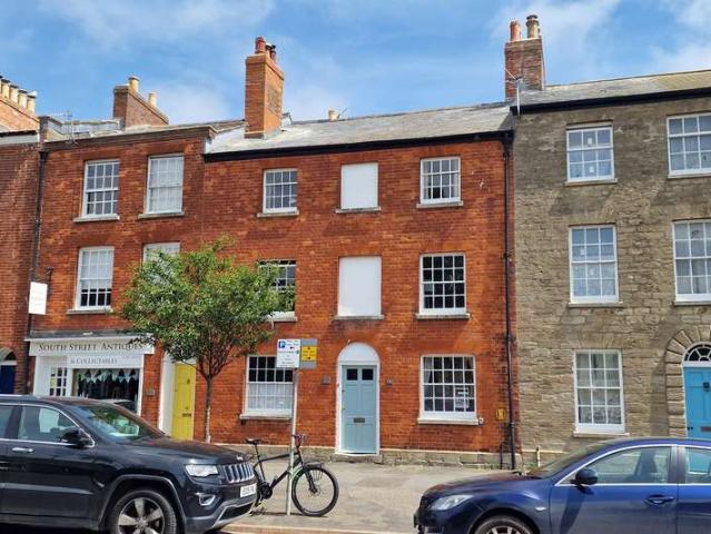 2 Bedroom Terraced House