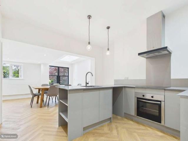 2 Bedroom Terraced House