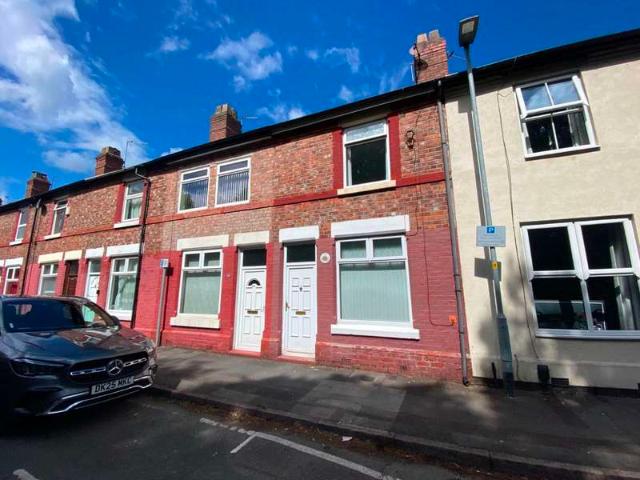 2 Bedroom Terraced House