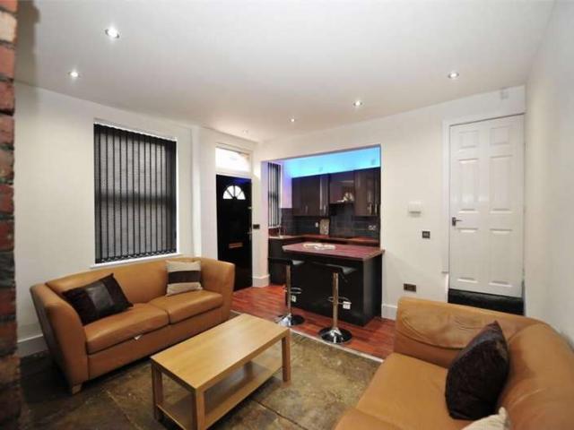 2 Bedroom Terraced House