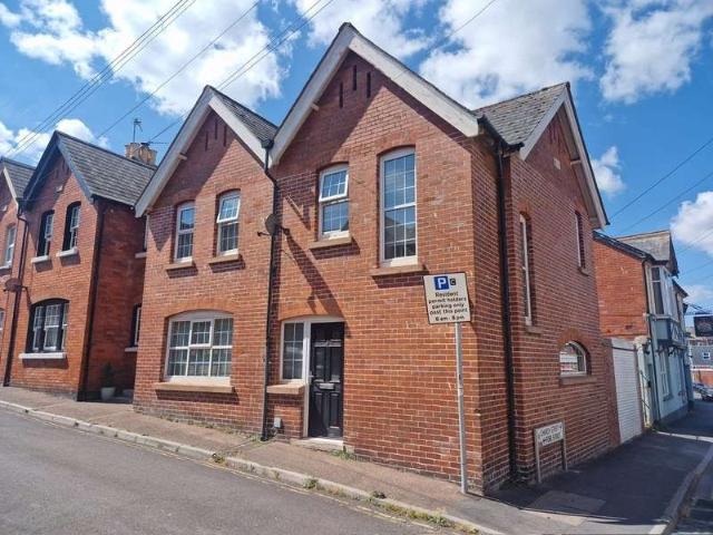 2 Bedroom Terraced House