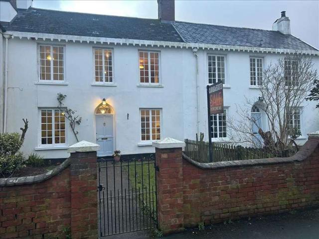 2 Bedroom Terraced House