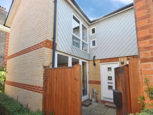 2 Bedroom Terraced House