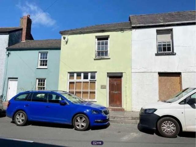 2 Bedroom Terraced House