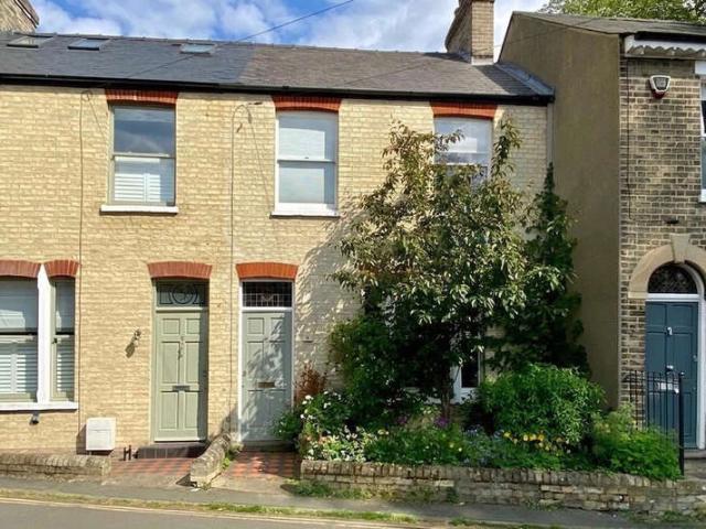 2 Bedroom Terraced House