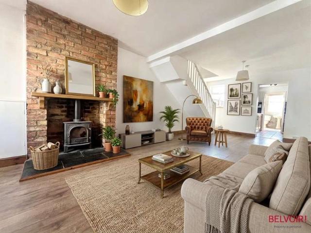 2 Bedroom Terraced House