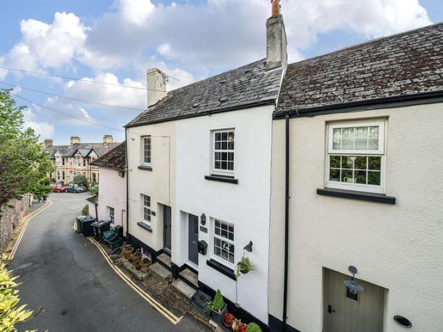 2 Bedroom Terraced House