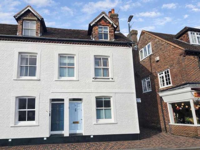 2 Bedroom Terraced House