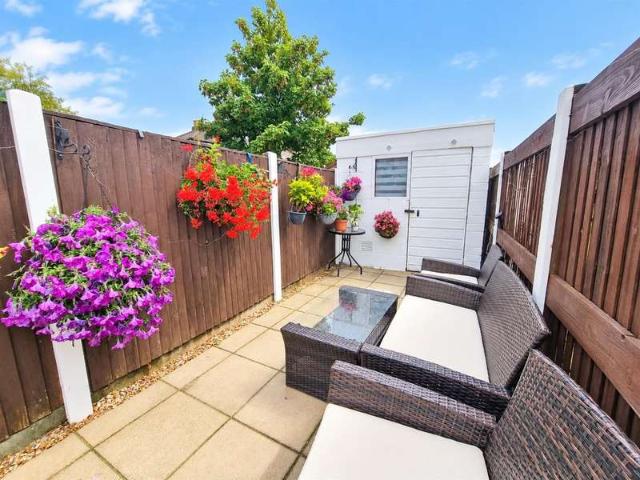 2 Bedroom Terraced House