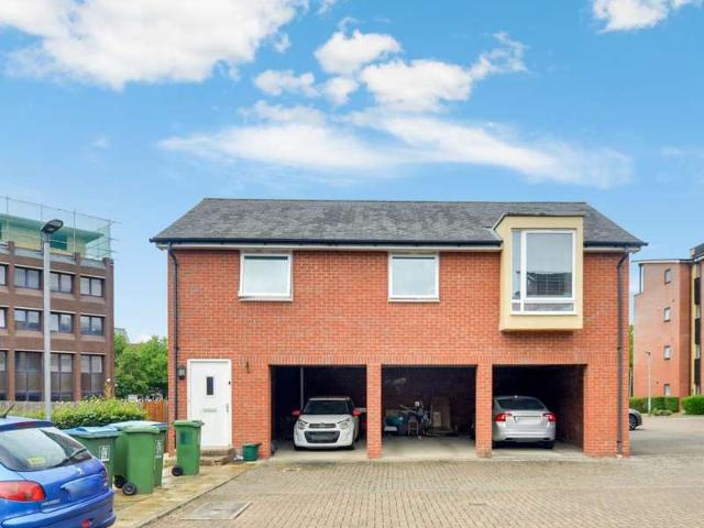2 Bedroom Terraced House