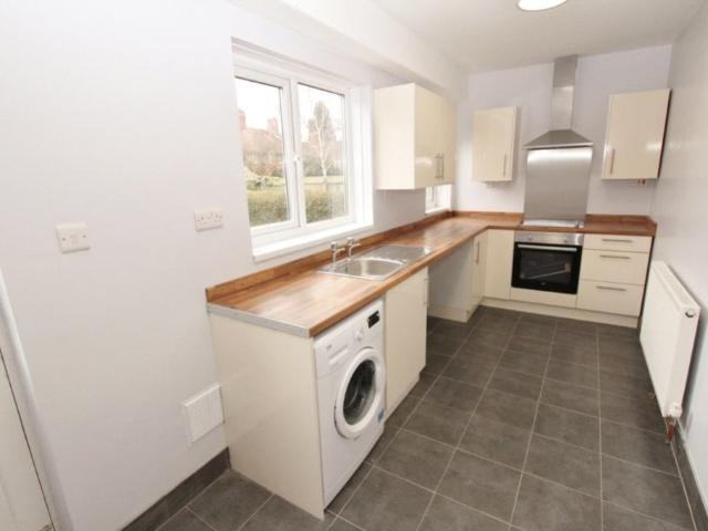 2 bedroom Terraced House