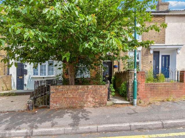 2 Bedroom Terraced House