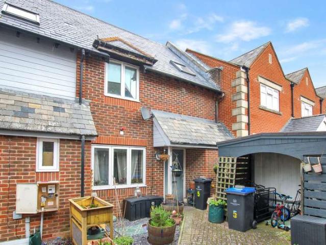 2 Bedroom Terraced House