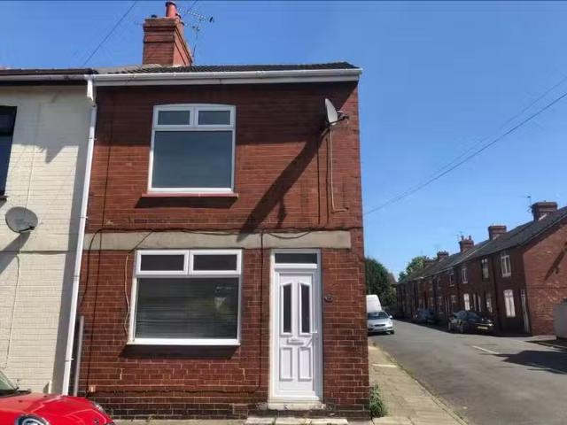 2 bedroom terraced house for rent in 18 Mill Gate, Bentley, Do.
