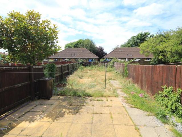 2 bedroom terraced house for rent in 25th Avenue, Hull, East Riding of Yorkshire, HU6
