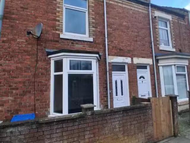 2 bedroom terraced house for rent in 26 East View Terrace, DL4
