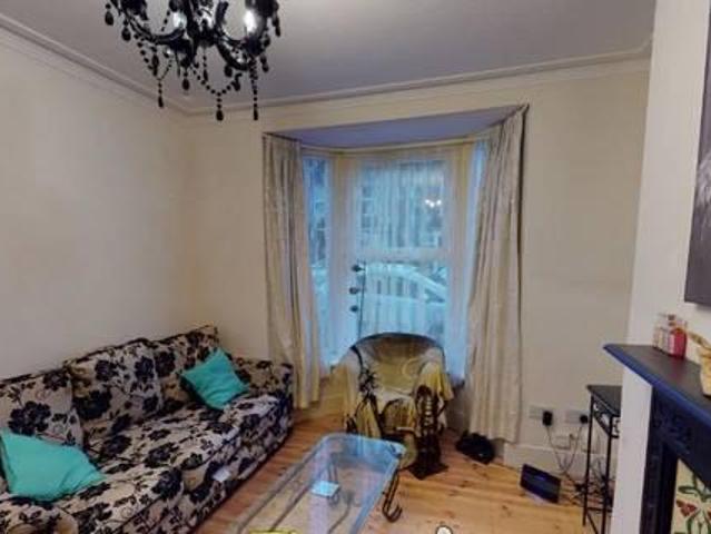 2 bedroom terraced house for rent in 2 bed student property for 2021 22 LN5