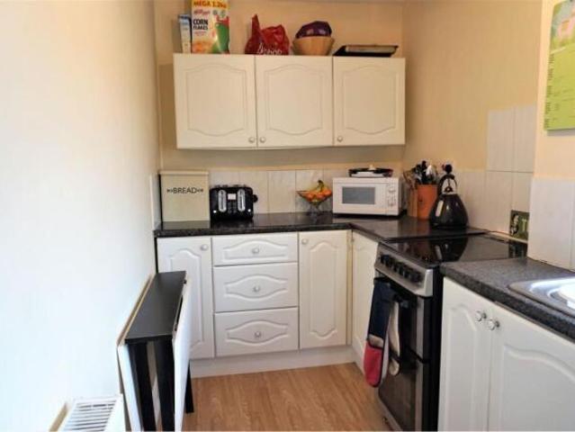 2 bedroom terraced house for rent in 2 Bedroom semi detached house to rent, Alder Close, Woodhall Park, SN2