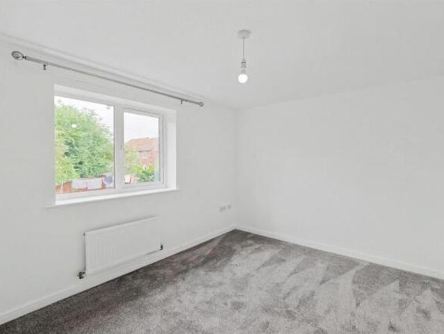 2 bedroom terraced house for rent in 2 bedroom Terraced House in Empire Way, Nottingham, NG8