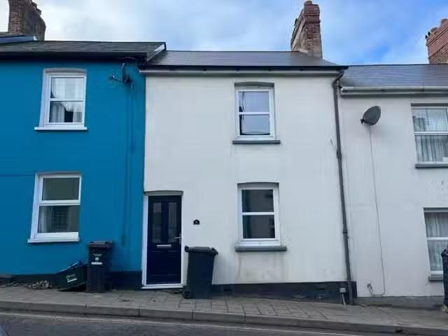2 bedroom terraced house for rent in 6 Tip Hill, Ottery St Mar.