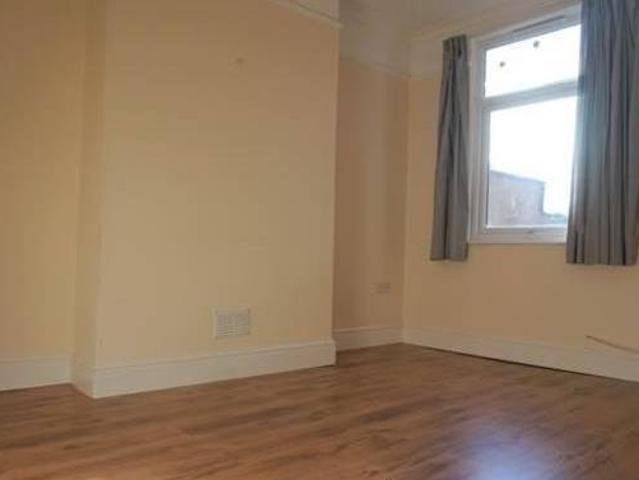 2 bedroom terraced house for rent in 72 Samuel Street Crewe CW1