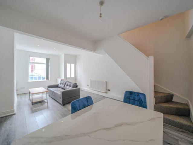 2 bedroom terraced house for rent in 9 Ripon, Liverpool, Merseyside, L4 5UG, L4