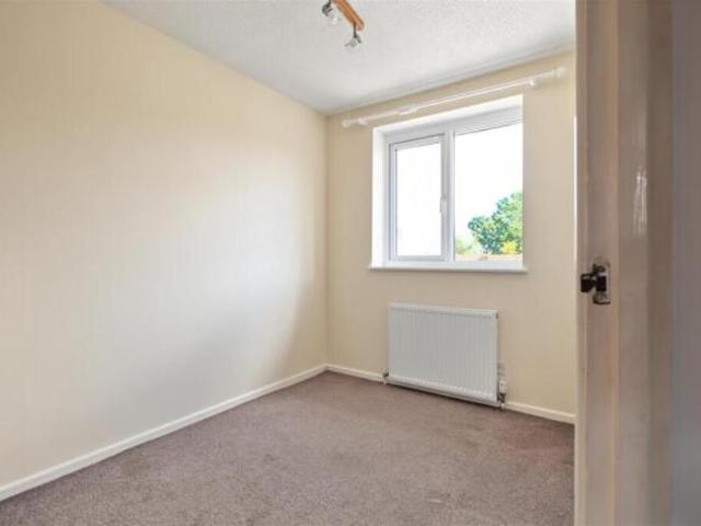 2 bedroom terraced house for rent in Countess Road, St James, NN5
