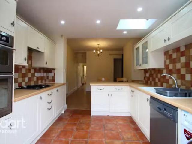 2 bedroom terraced house for rent in Court Oak Road, Harborne.
