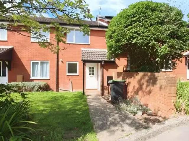 2 bedroom terraced house for rent in Colt Close, Colehill, BH21