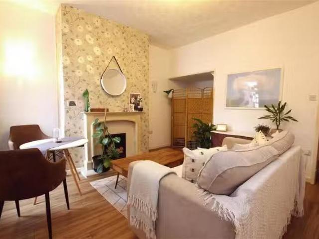 2 bedroom terraced house for rent in Cavendish Street, Darwen.