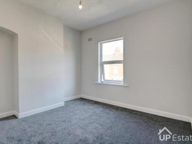 2 bedroom terraced house for rent in Caludon Road, Coventry, CV2