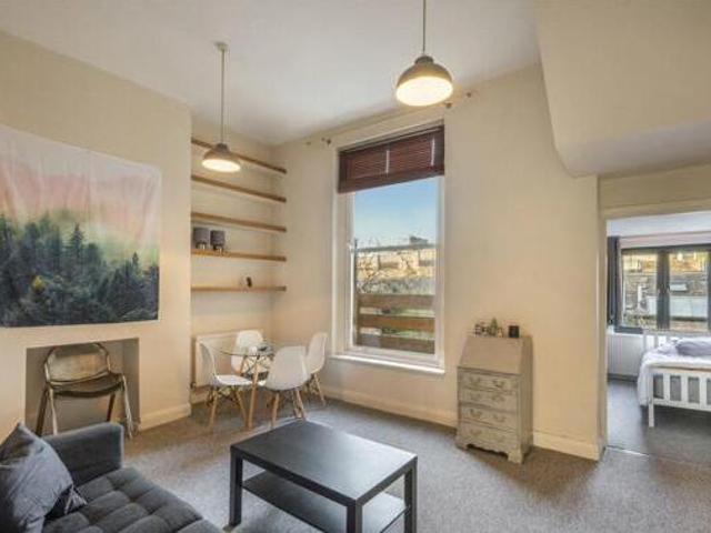 2 Bedroom Terraced House For Rent In Camden