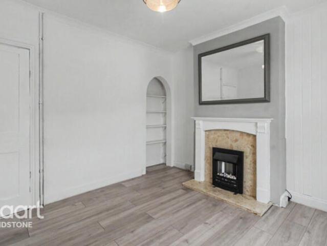 2 bedroom terraced house for rent in Canning Street, MAIDSTONE, ME14
