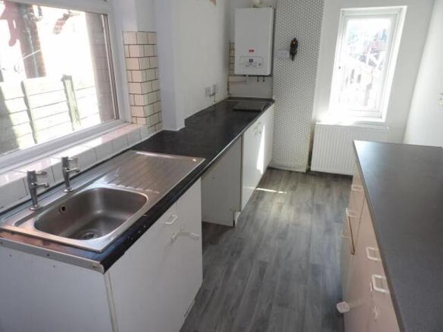 2 bedroom terraced house for rent in Carr Hill, Balby, Doncaster, DN4
