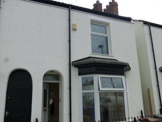2 bedroom terraced house for rent in Carrington Street Hull HU3 3HX HU3