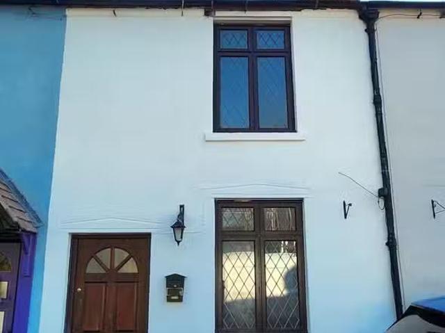 2 bedroom terraced house for rent in Castle Street, Kinver, St.