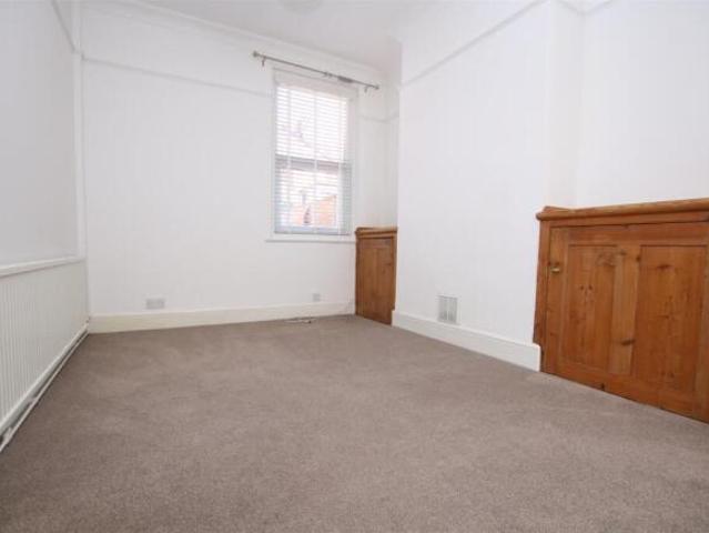 2 bedroom terraced house for rent in Cedars Road, Exeter, EX2