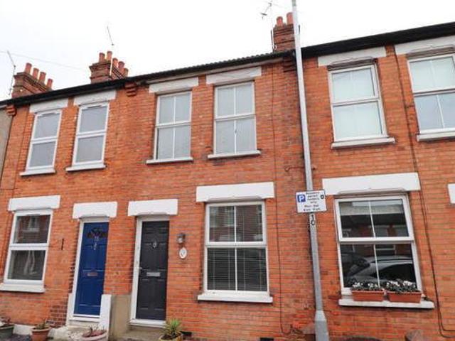 2 bedroom terraced house for rent in Central Brentwood CM14