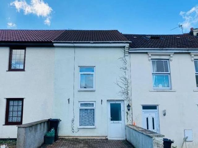 2 bedroom terraced house for rent in Church Road Bristol BS15 3AA BS15