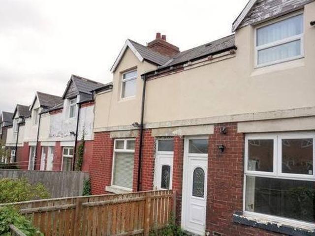 2 bedroom terraced house for rent in Church Street Annfield Plain DH9