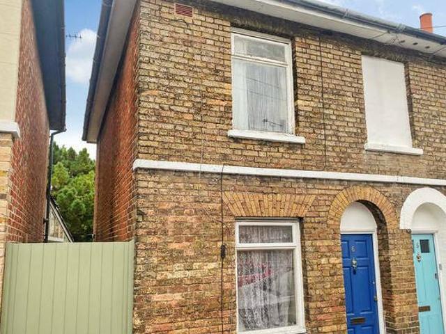 2 bedroom terraced house for rent in Church Street St Dunstans Canterbury CT2
