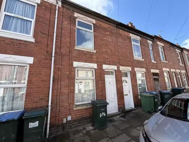 2 bedroom terraced house for rent in Chandos Street, Stoke, Co.